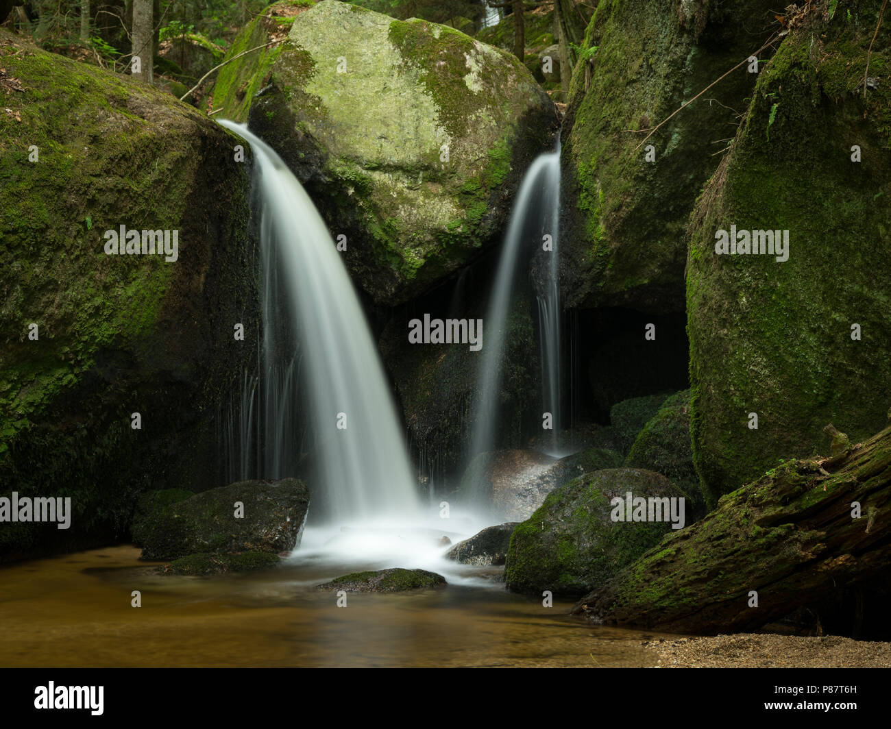 Cascade between hi-res stock photography and images - Alamy