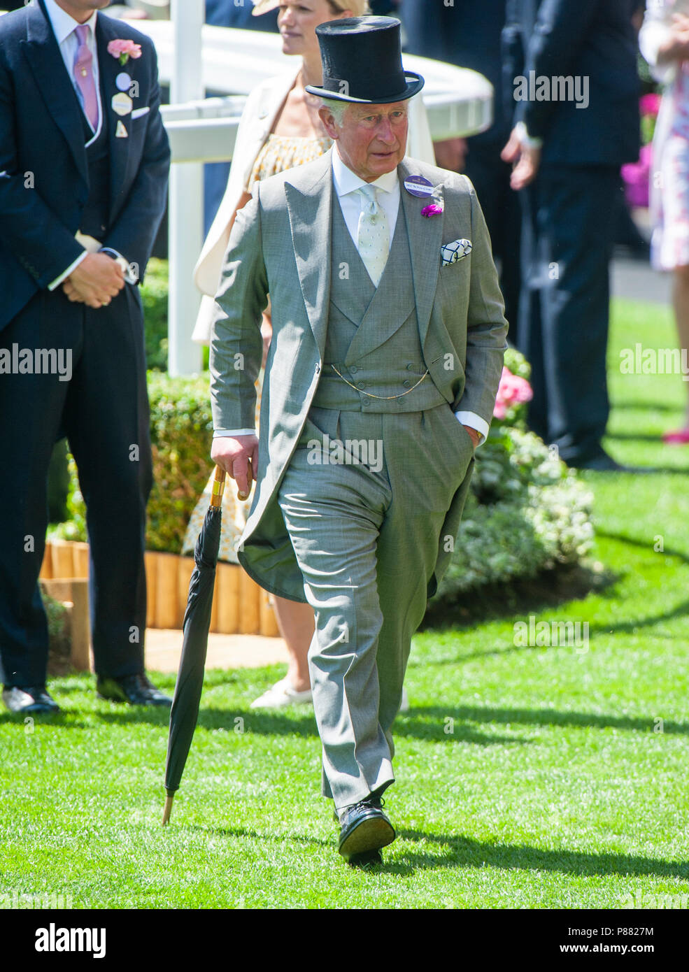 Prince charles grey suit hi-res stock photography and images - Alamy