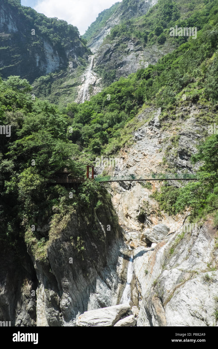 Taroko national park waterfall hi-res stock photography and images - Alamy