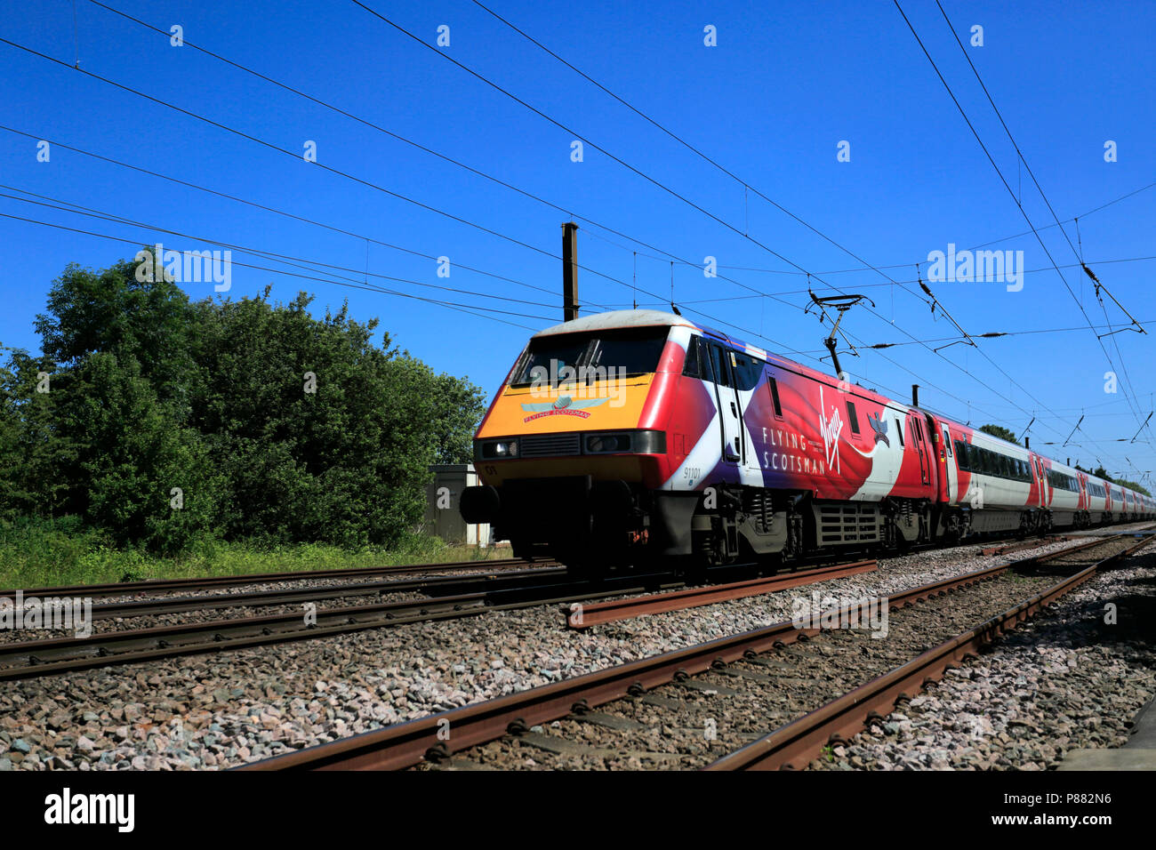 Virgin trains 91101 Flying Scotsman, East Coast Main Line Railway ...