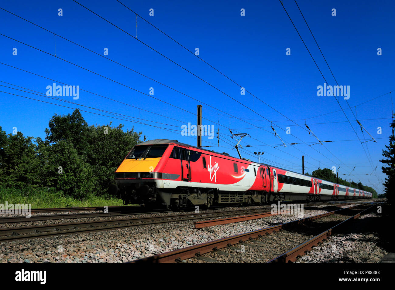 Railway line west coast main line hi-res stock photography and images ...