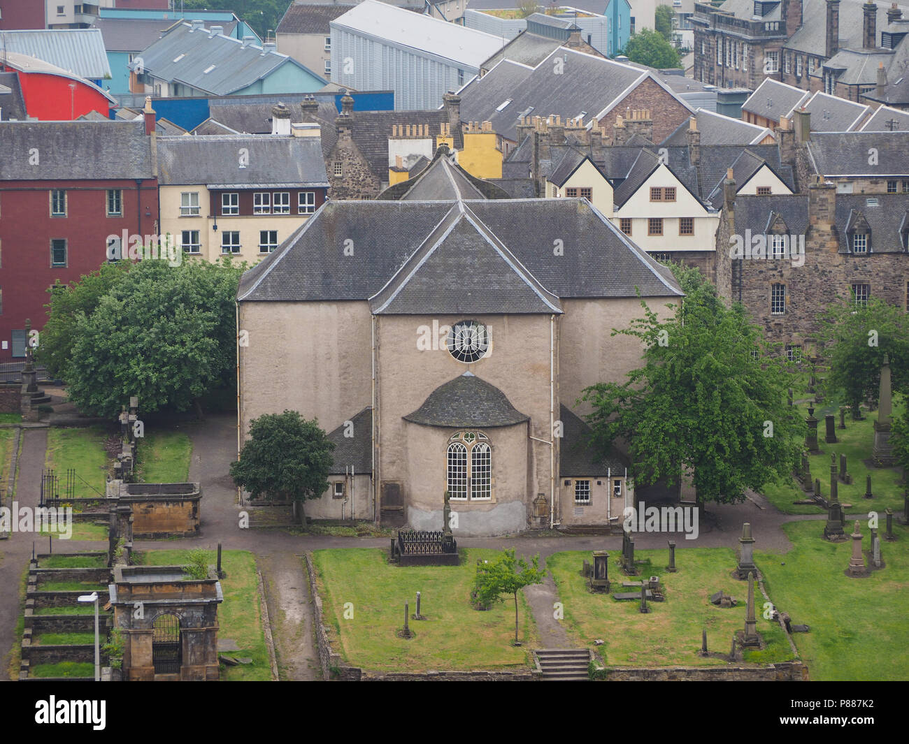 Canongate church cemetery hi-res stock photography and images - Alamy