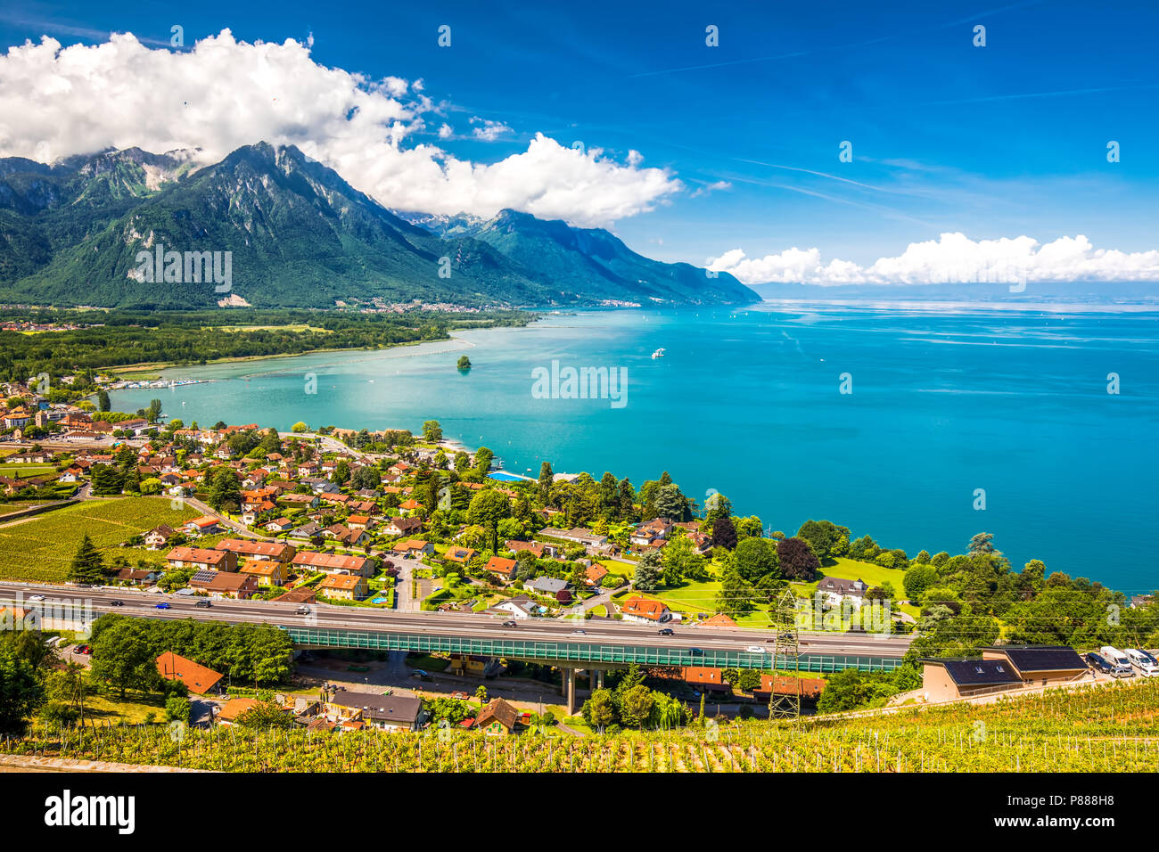 Villeneuve hi-res stock photography and images - Alamy