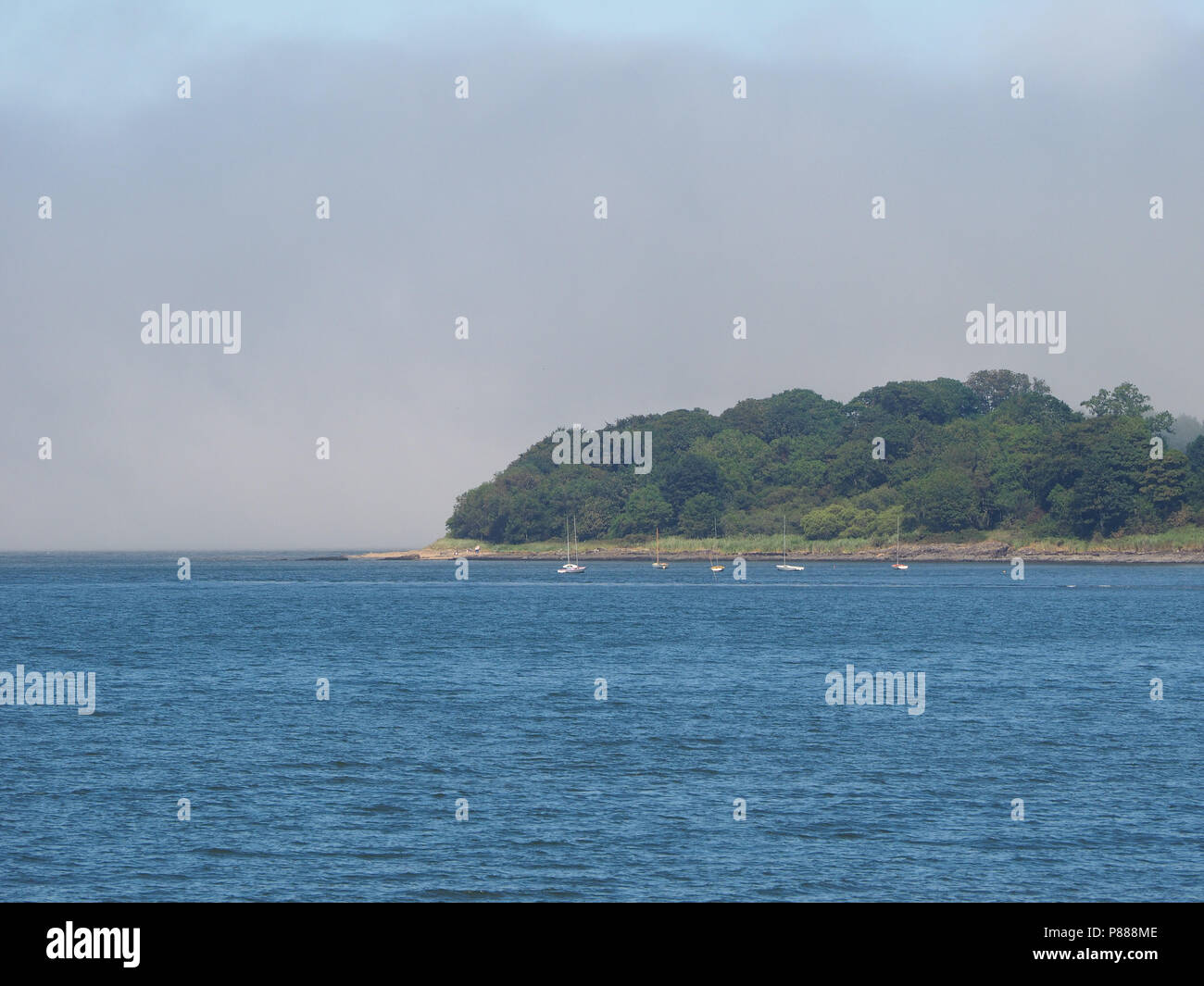 The Firth of Forth river estuary in Edinburgh, UK Stock Photo - Alamy