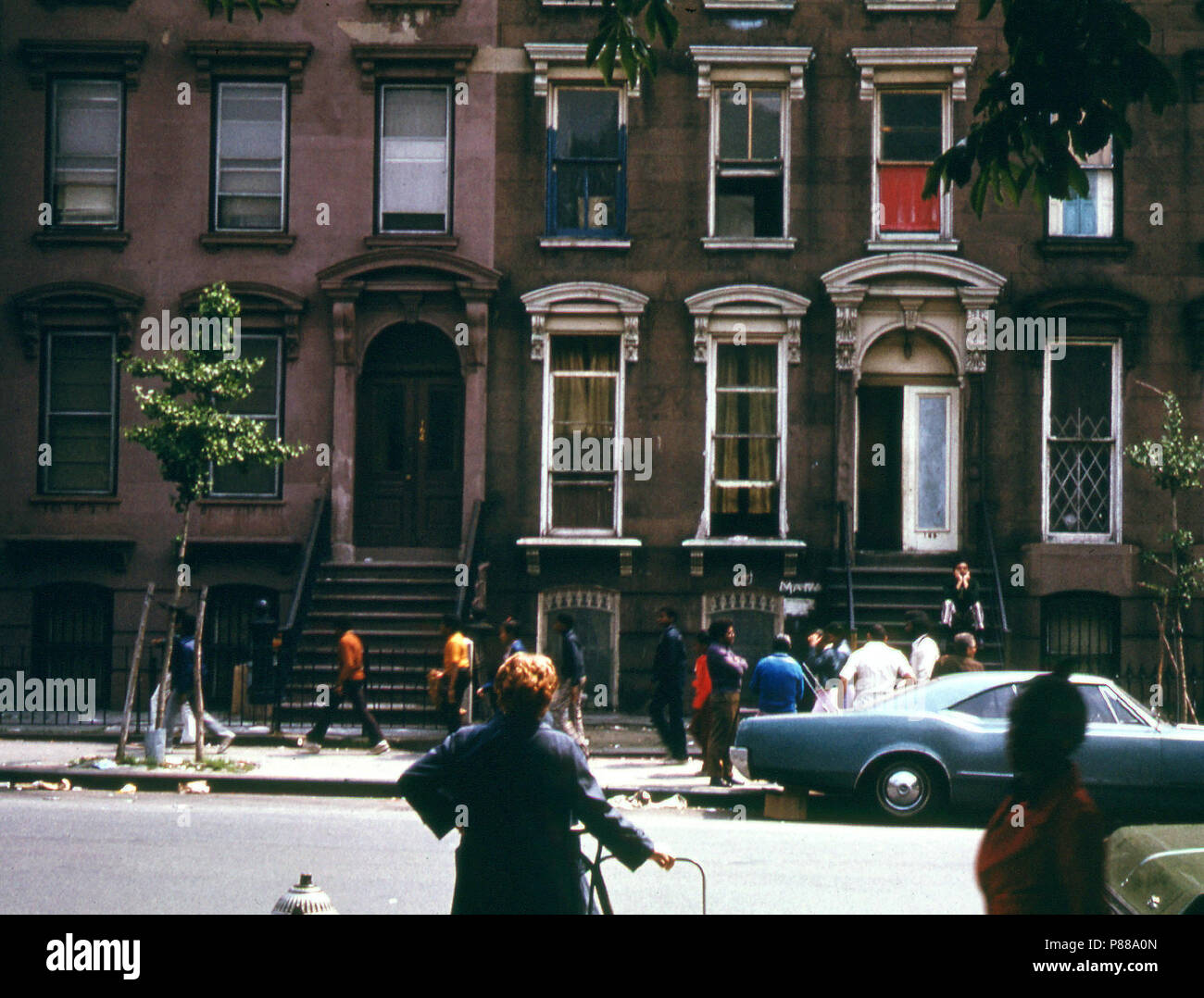New york city street poverty 1970s hi-res stock photography and images ...