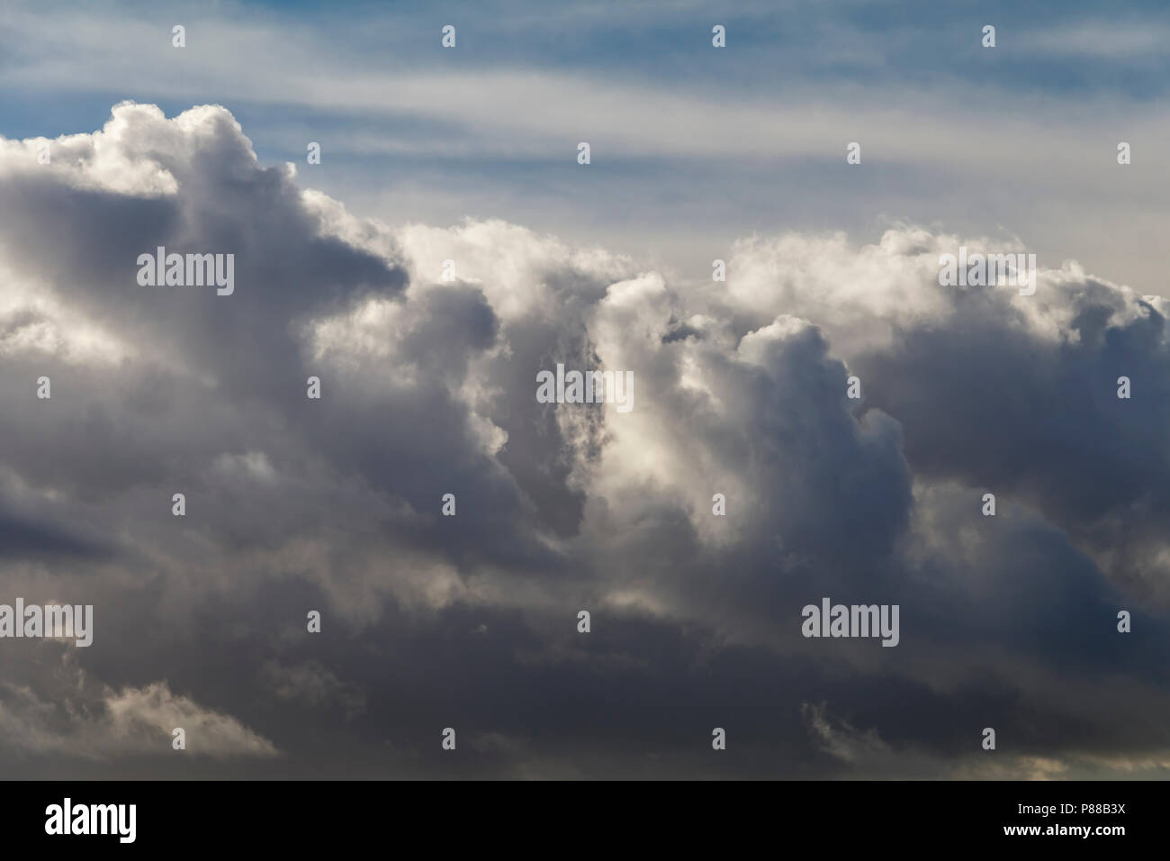 Cumulus cloud cover hi-res stock photography and images - Alamy