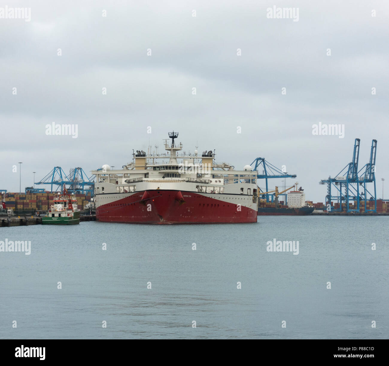 Seismic vessel hi-res stock photography and images - Alamy