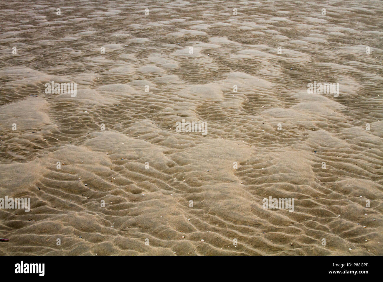 Strand lines hi-res stock photography and images - Alamy