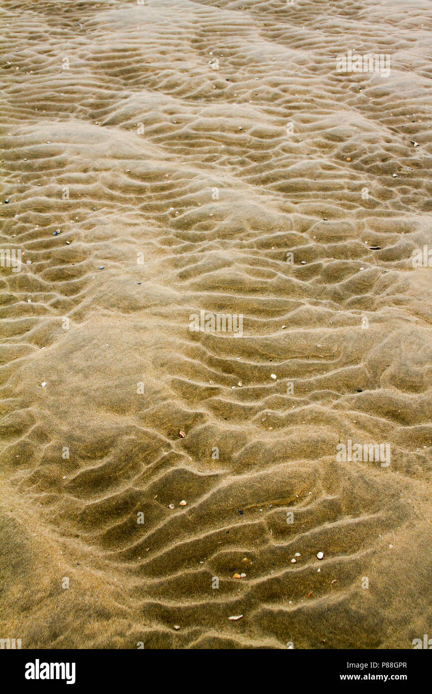 Strand lines hi-res stock photography and images - Alamy