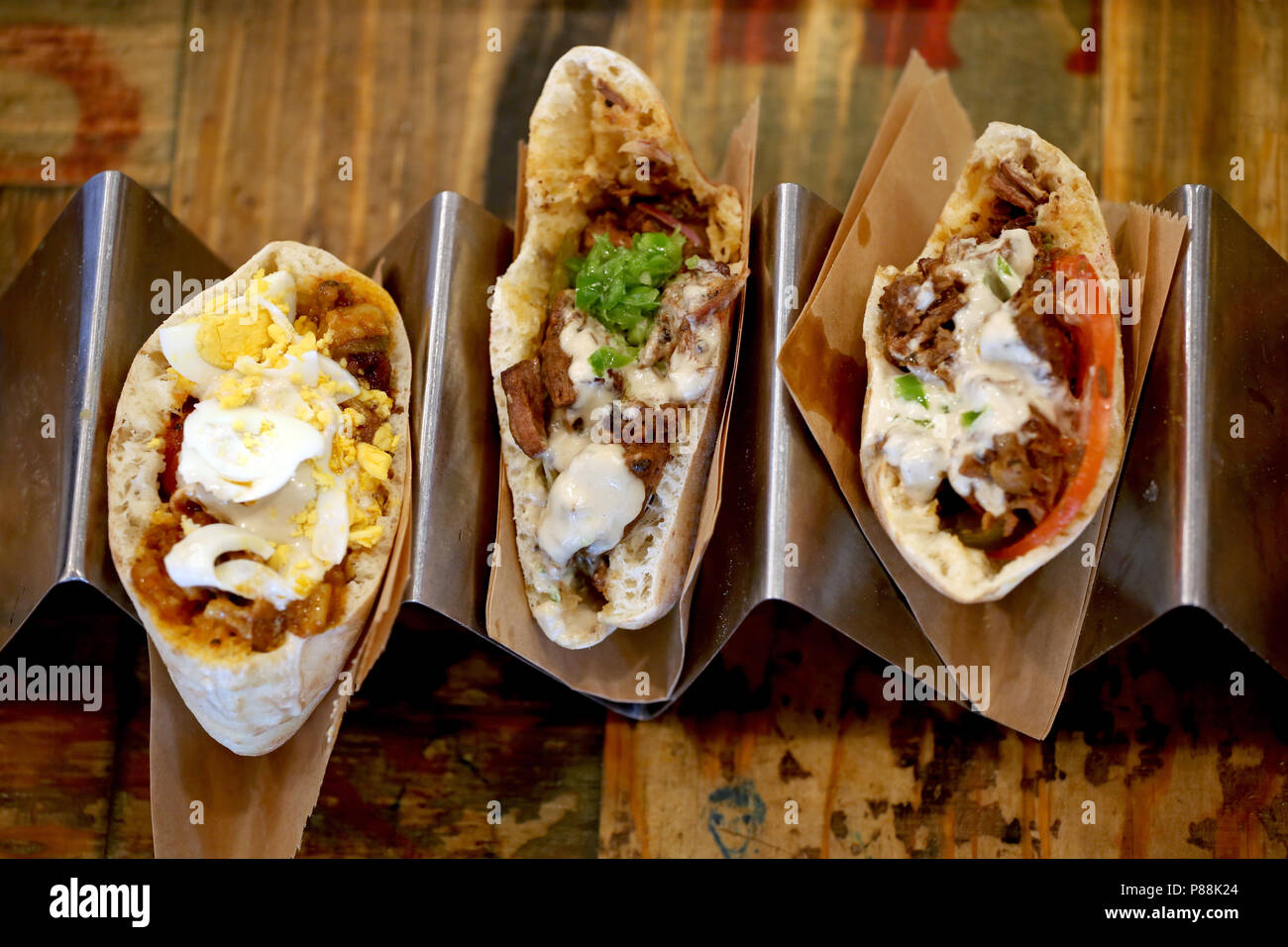 Healthy pita options hi-res stock photography and images - Alamy