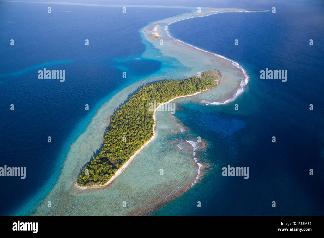 Aerial view of Anchorage Island in Suwarrow Atoll, Cook Islands Stock ...