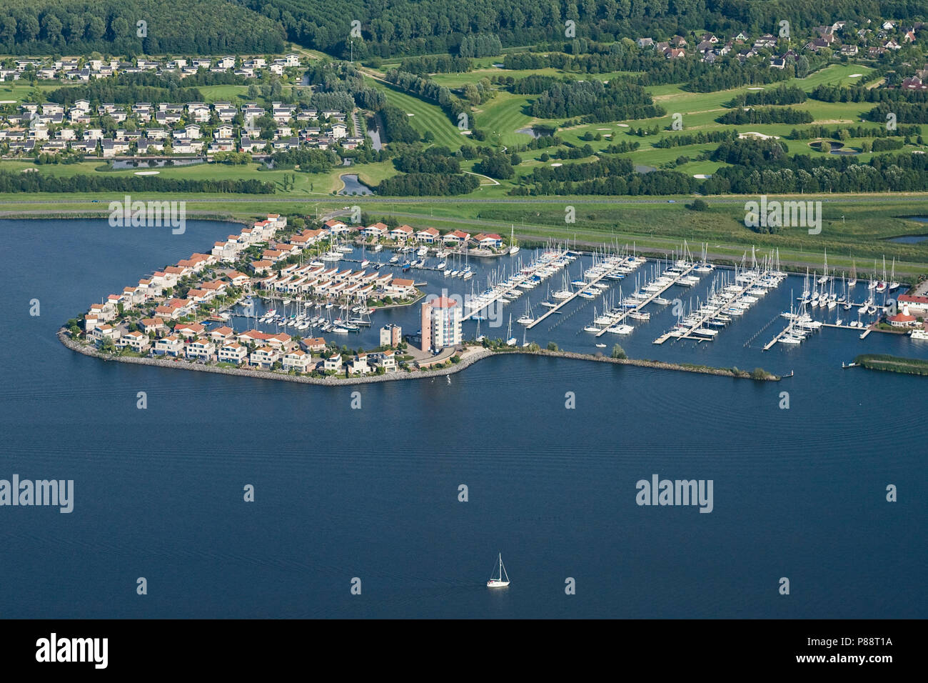 Luchtfoto van haven; Aerial photo of dock Stock Photo - Alamy