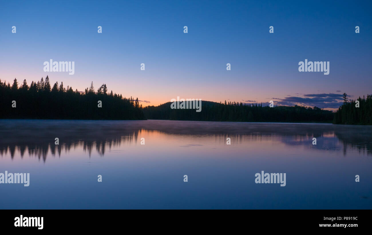 Quebec forest camp hi-res stock photography and images - Alamy