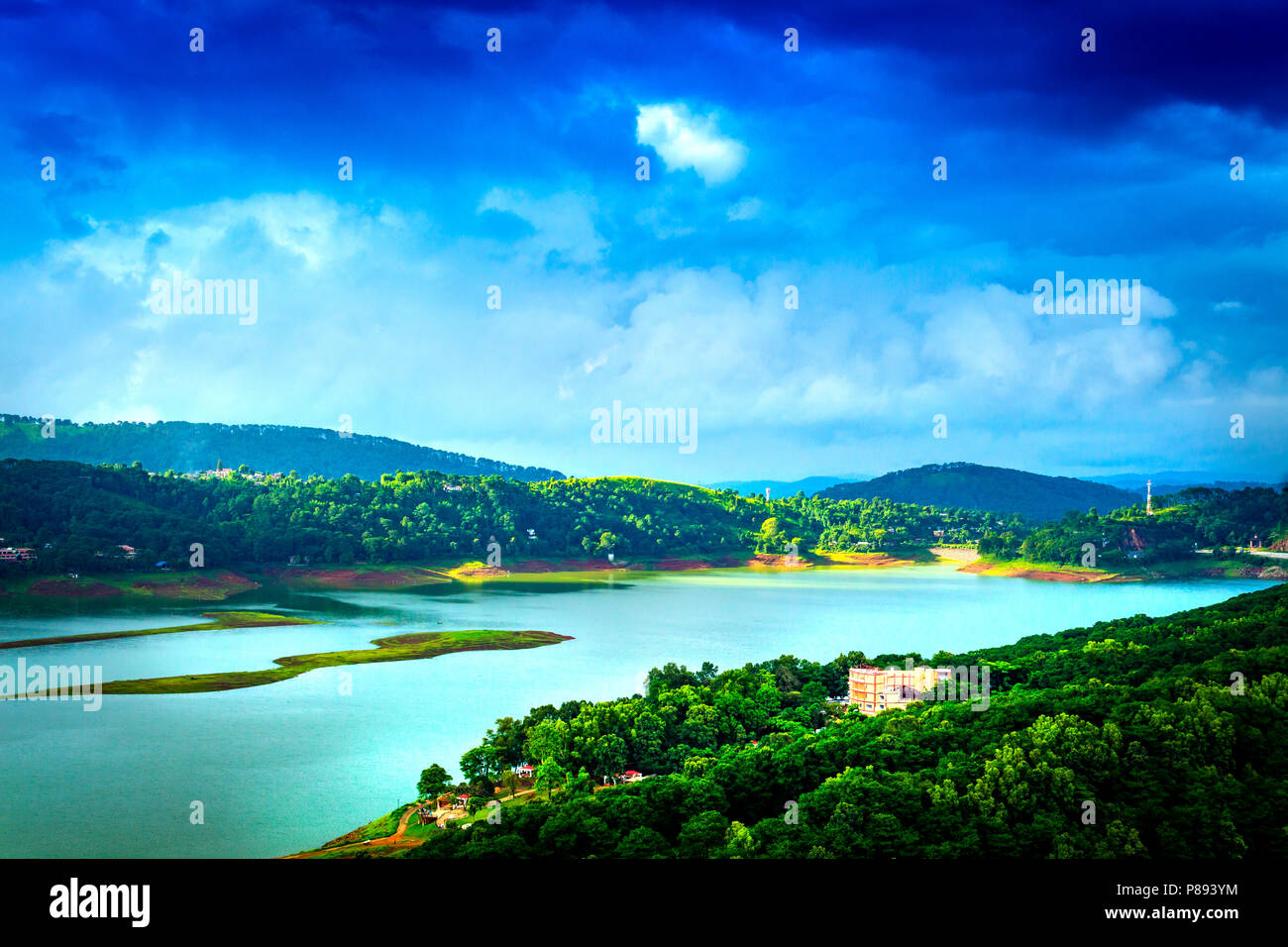 Umiam Lake, shillong, meghalaya, tourist spot Stock Photo - Alamy
