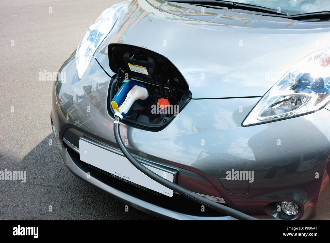 Battery electric vehicles bev hi-res stock photography and images - Alamy