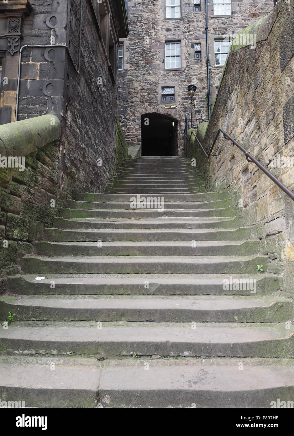 Steep steps edinburgh hi-res stock photography and images - Alamy