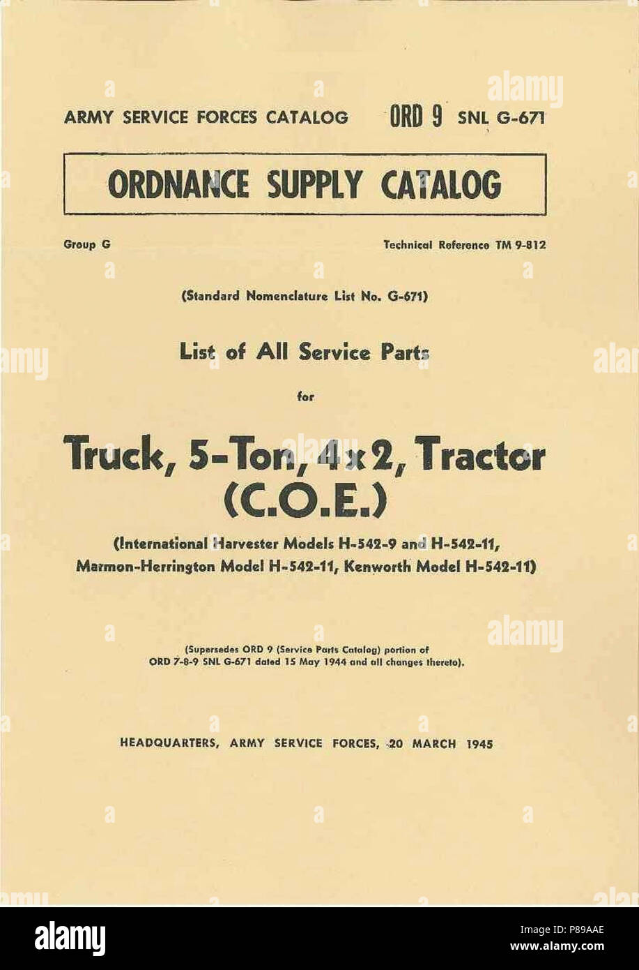 5-Ton 4 x 2 Tractor Tuck M425 and M426.3 Stock Photo - Alamy