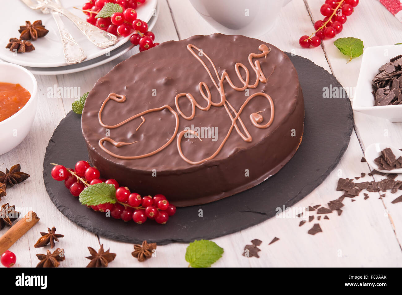 Sacher torte sponge hi-res stock photography and images - Alamy