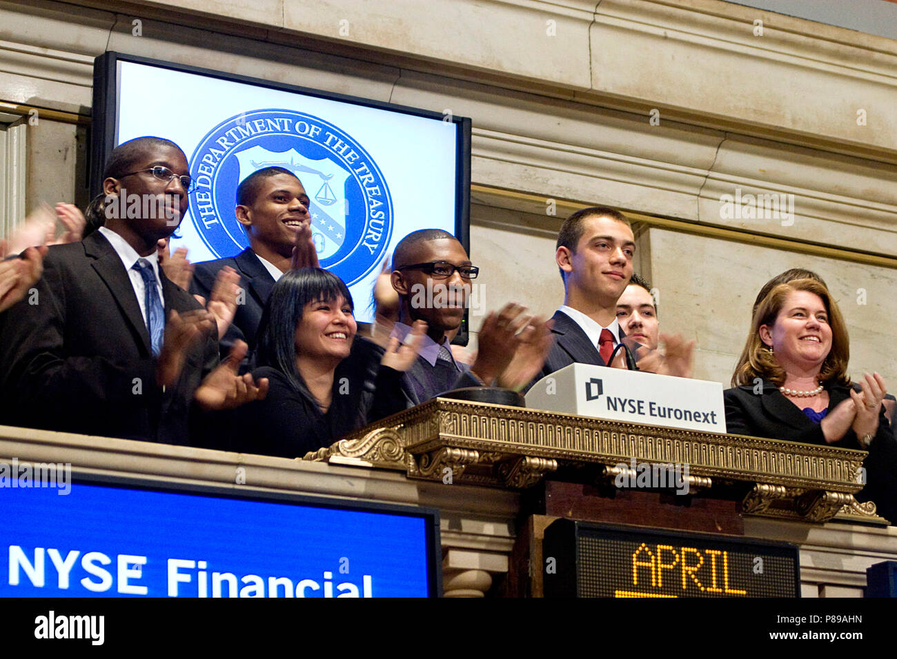 Nyse bell hi-res stock photography and images - Alamy