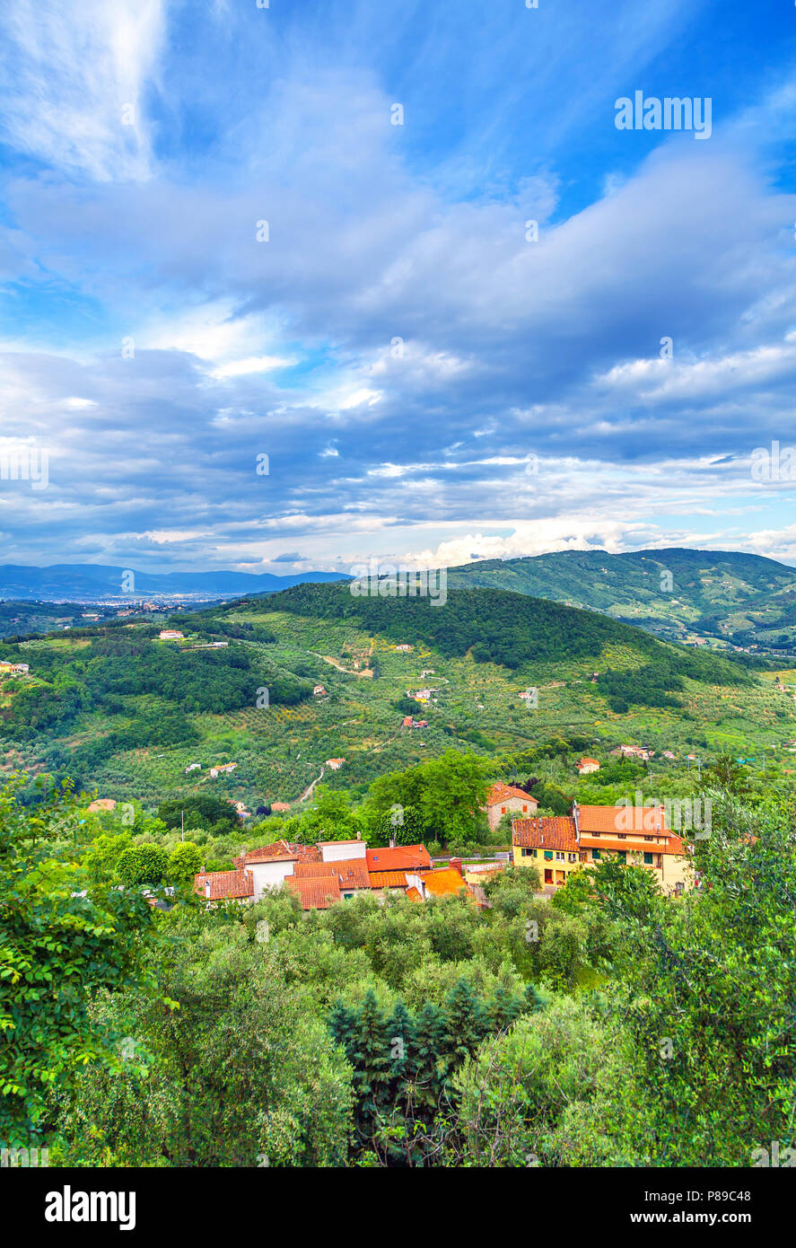 Tuscany forest hi-res stock photography and images - Alamy