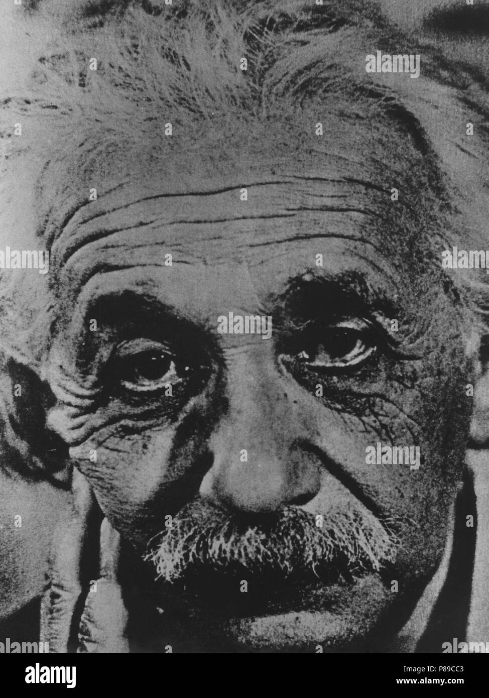 Albert Einstein (1879-1955), físico alemán nacionalizado estadounidense ...