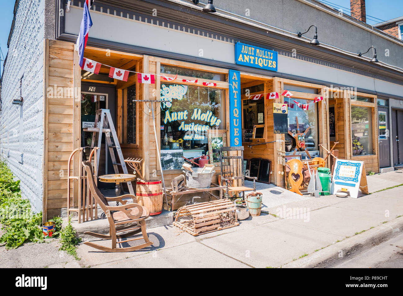 Antique canada hi-res stock photography and images - Alamy