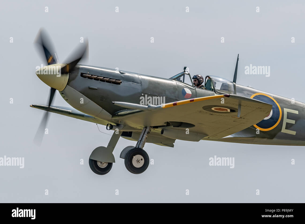 Supermarine spitfire display hi-res stock photography and images - Alamy