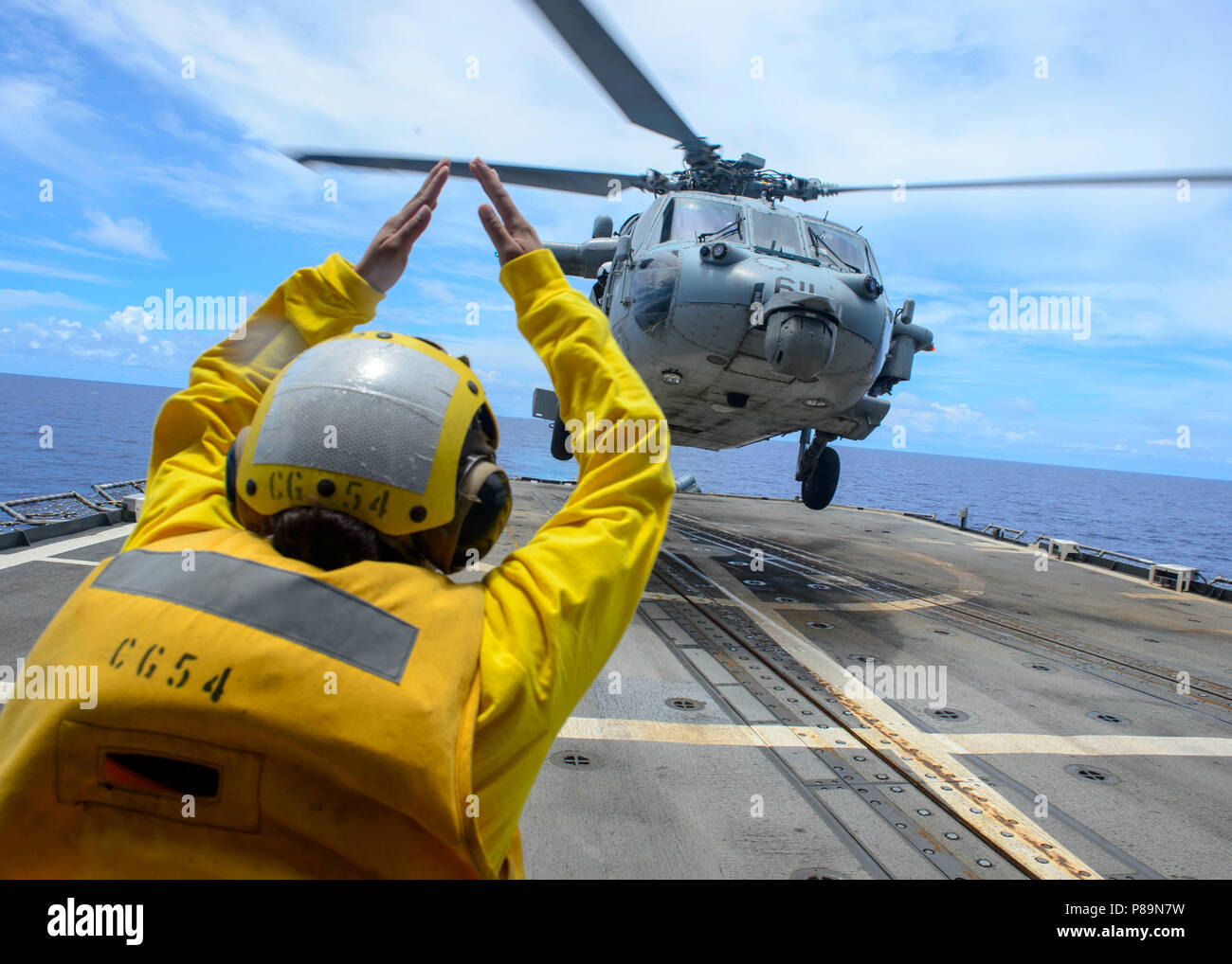 Uss maui hi-res stock photography and images - Alamy