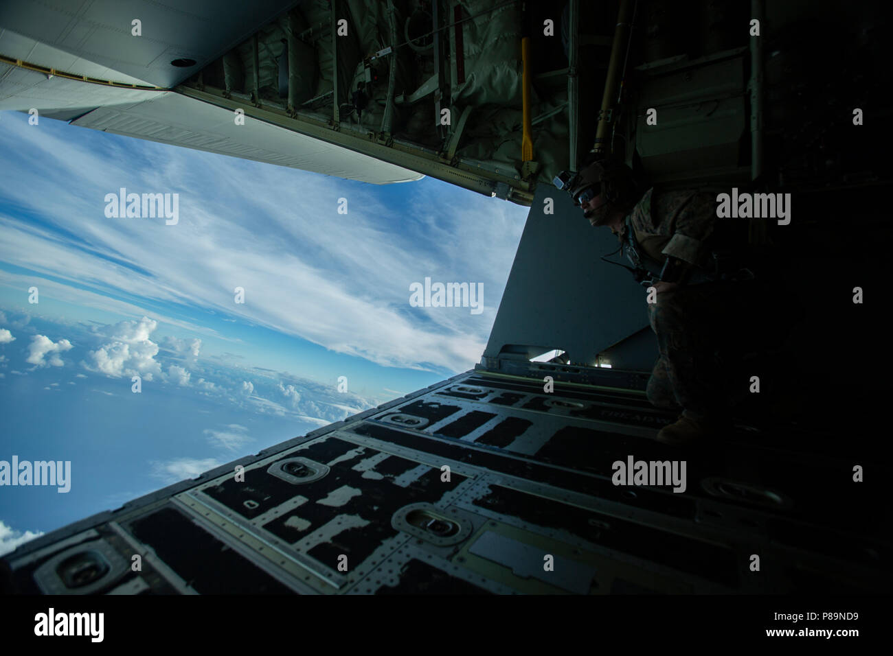 U s marine corps c 130 hercules hi-res stock photography and images - Alamy