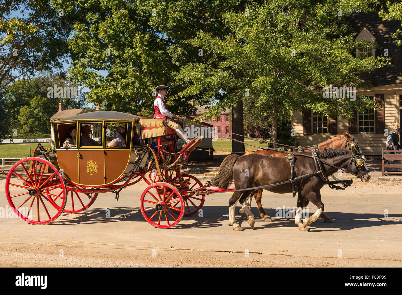 Colonial Williamsburg horse drawn carriage Stock Photo - Alamy