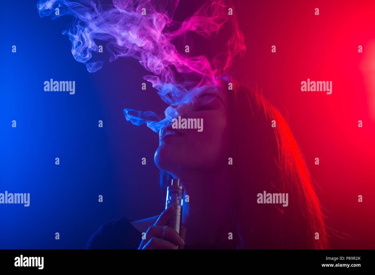 Vaping woman body hi-res stock photography and images - Alamy