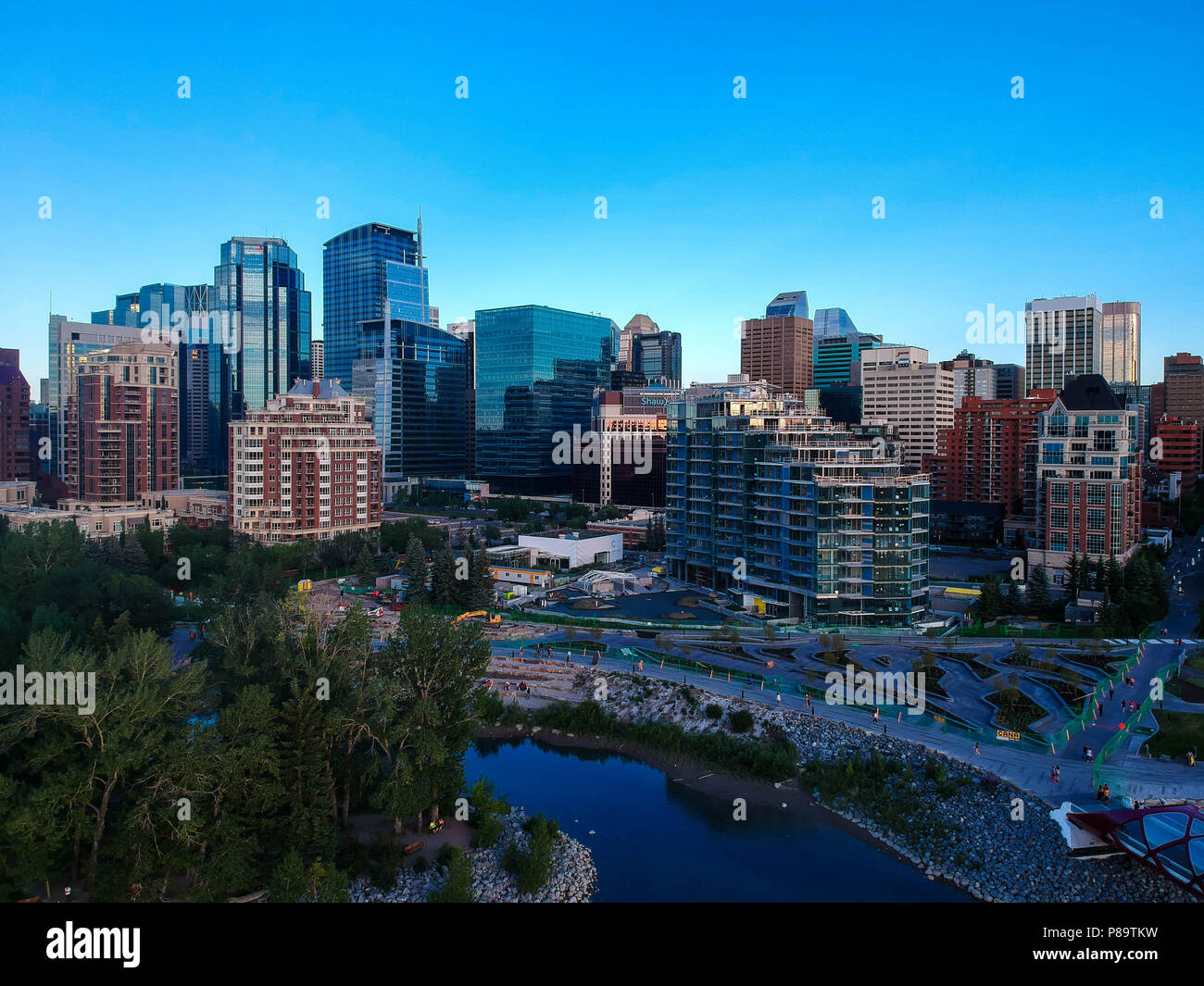 Downtown city scape river hi-res stock photography and images - Alamy