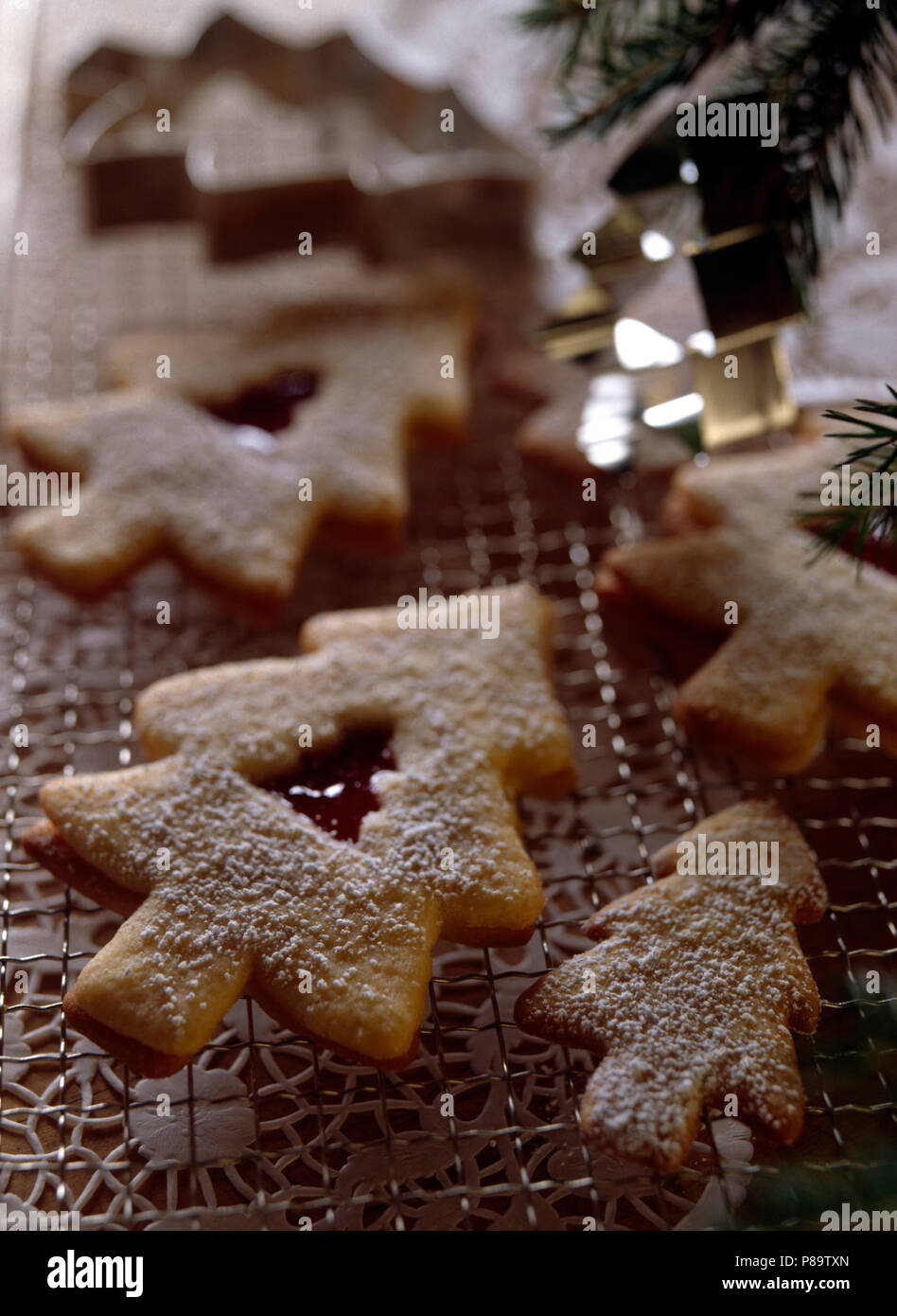 Tree shaped biscuits hi-res stock photography and images - Alamy