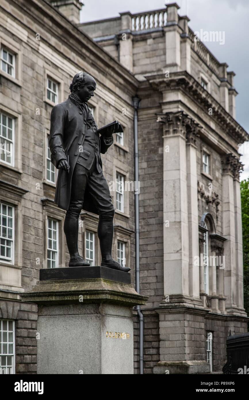 Goldsmith statue trinity college dublin hi-res stock photography and ...