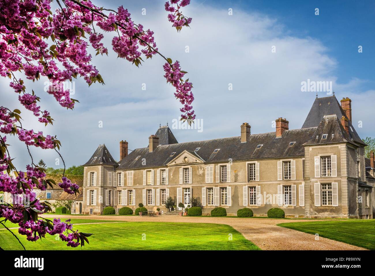 Chateau de janvry hi-res stock photography and images - Alamy