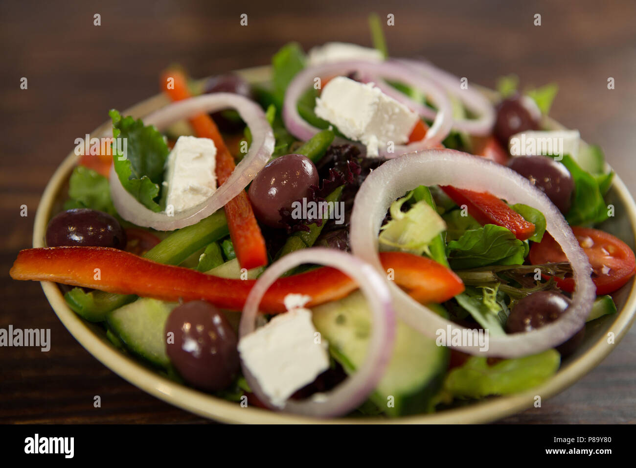Salad arrangement hi-res stock photography and images - Alamy