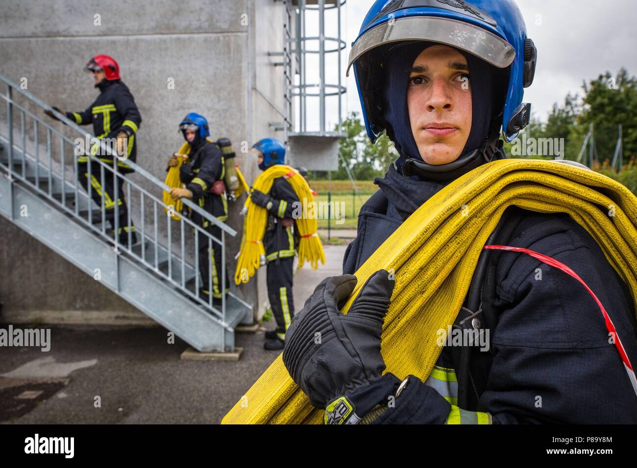 VOLUNTEER FIREFIGHTERS TRAINING Stock Photo - Alamy
