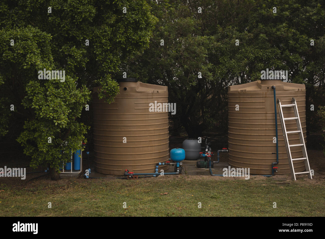 Water storage tank Stock Photo - Alamy