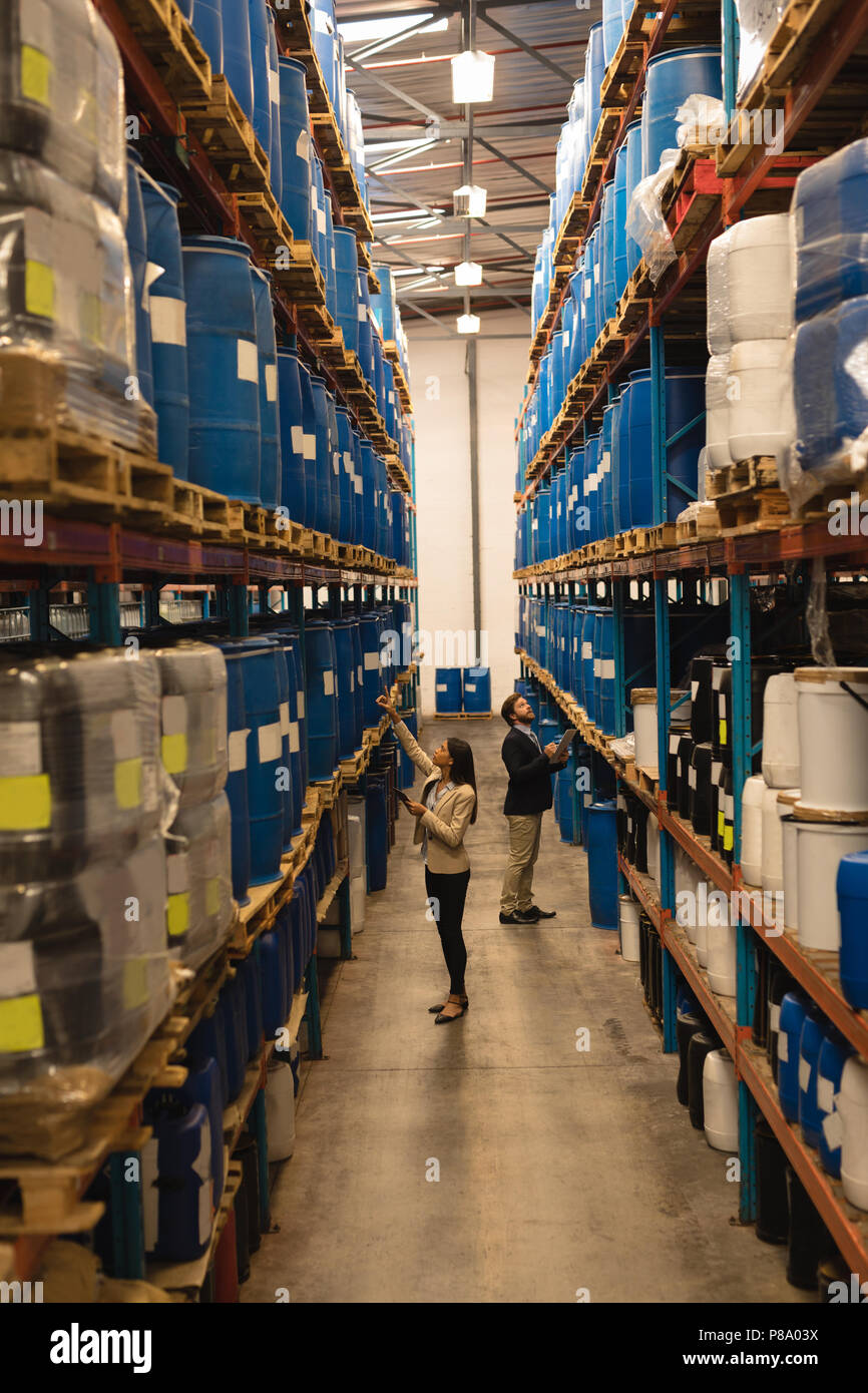 Woman in stocks hi-res stock photography and images - Alamy