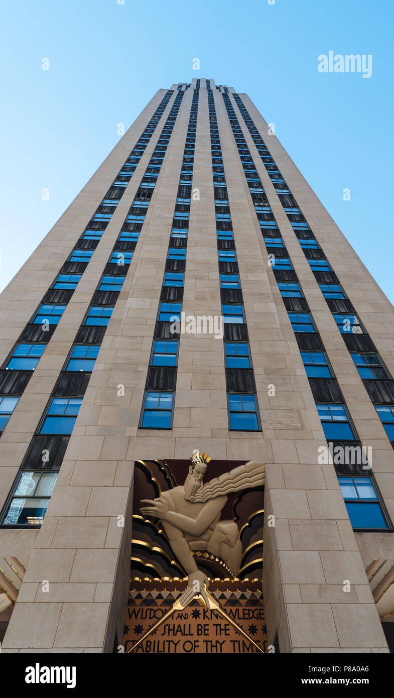 20 rockefeller center hi-res stock photography and images - Alamy