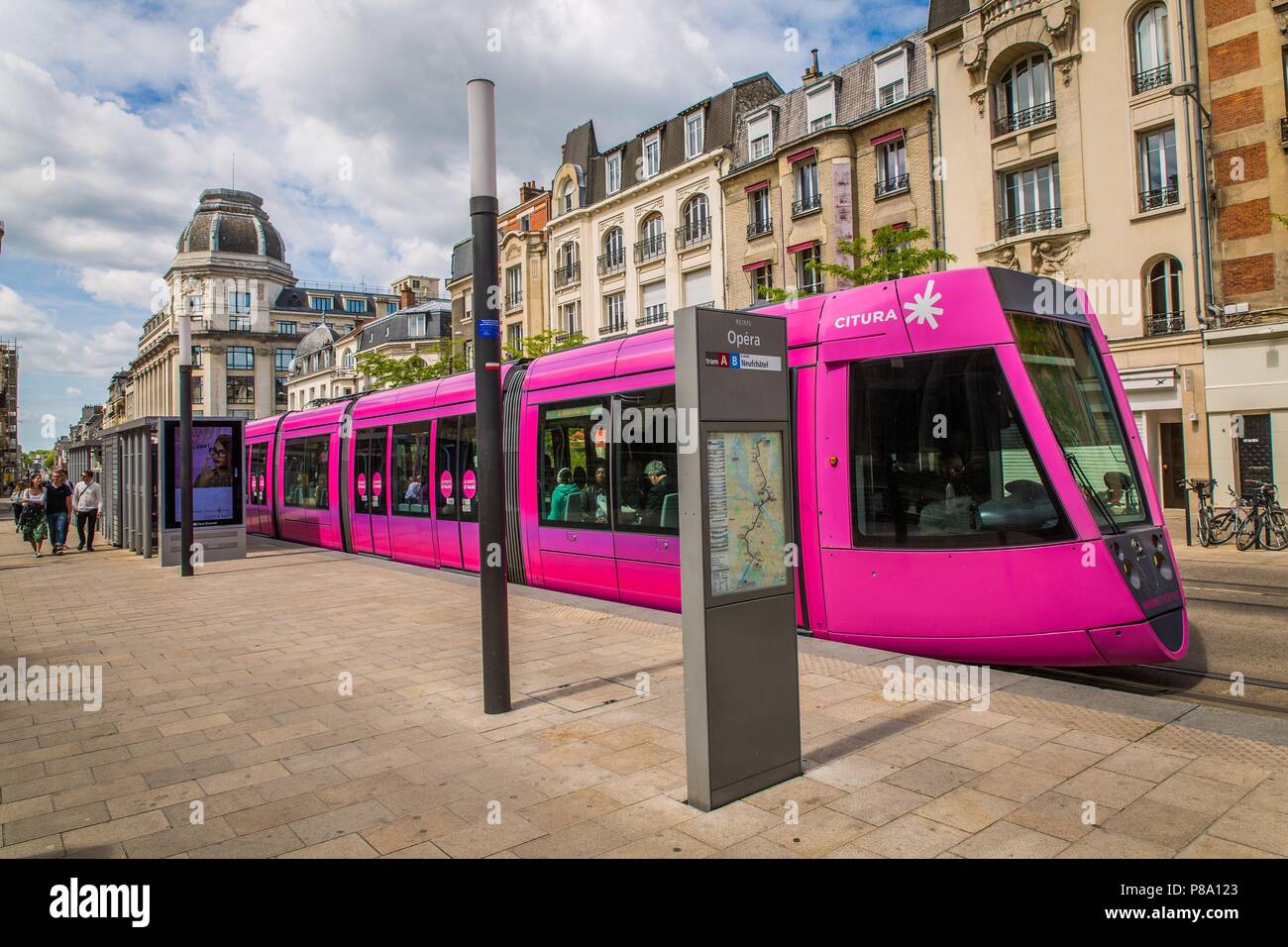 Reims tramway hi-res stock photography and images - Alamy