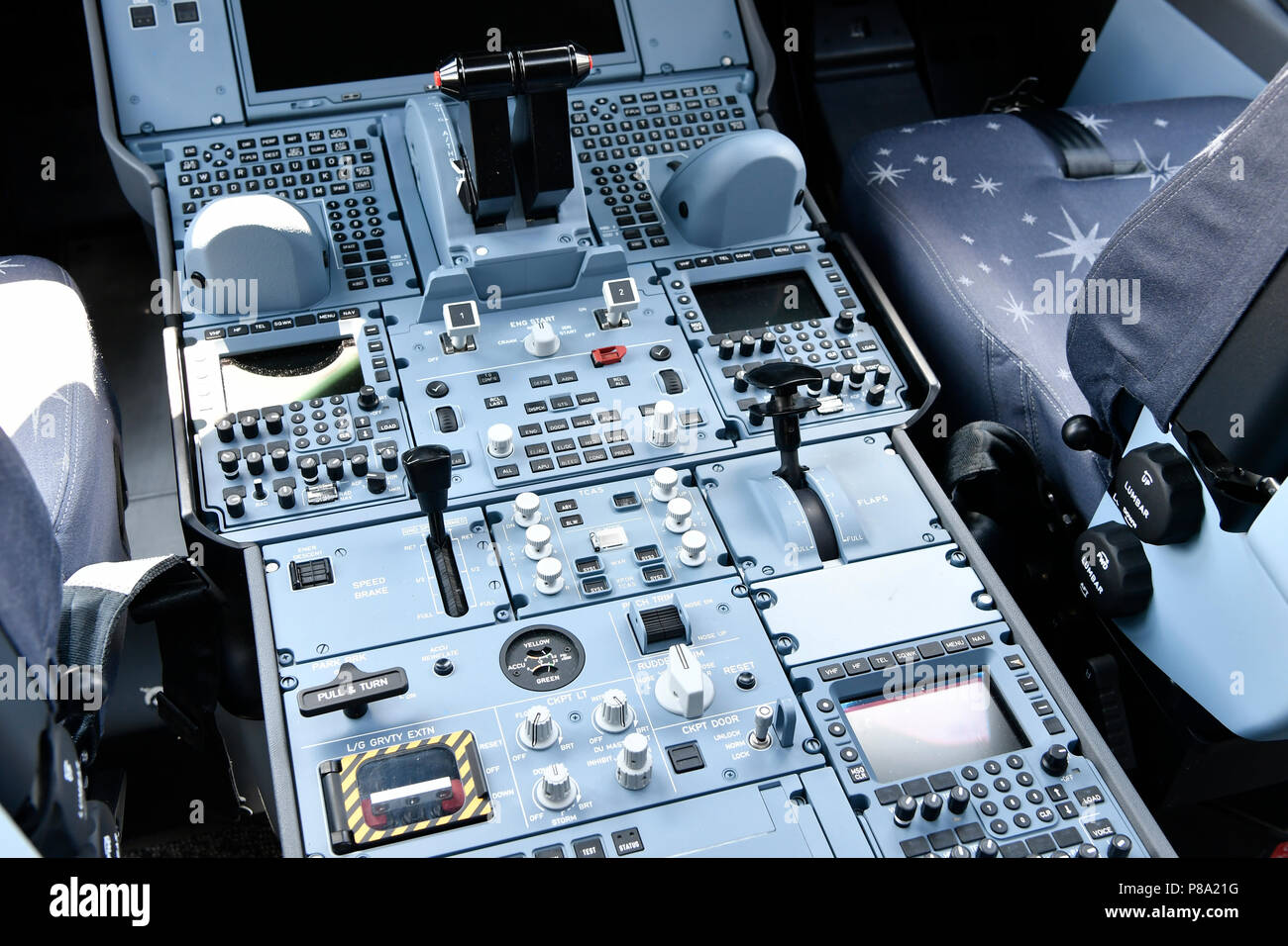 Aircraft control panel hi-res stock photography and images - Alamy
