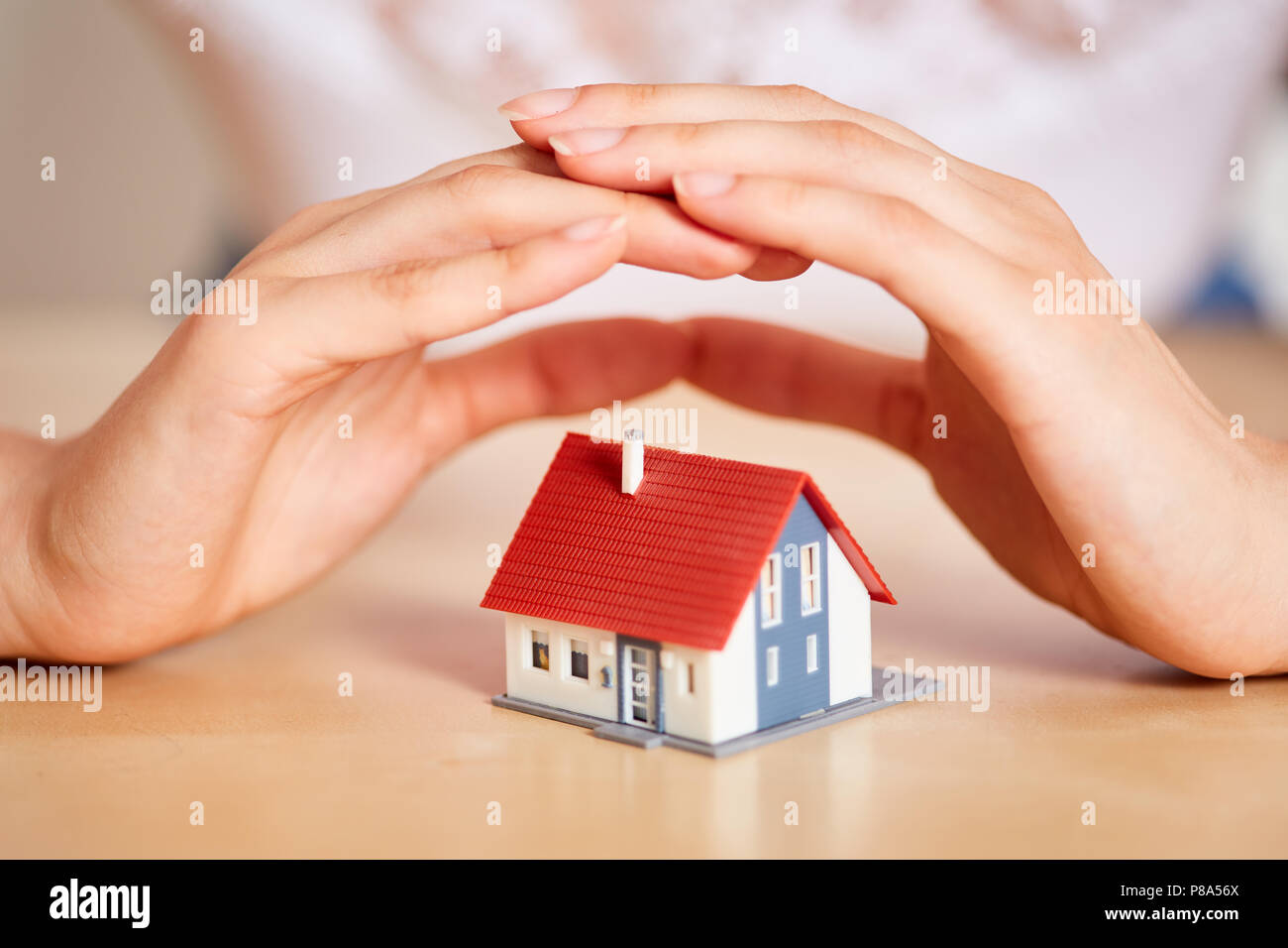 Insurance broker house hi-res stock photography and images - Alamy