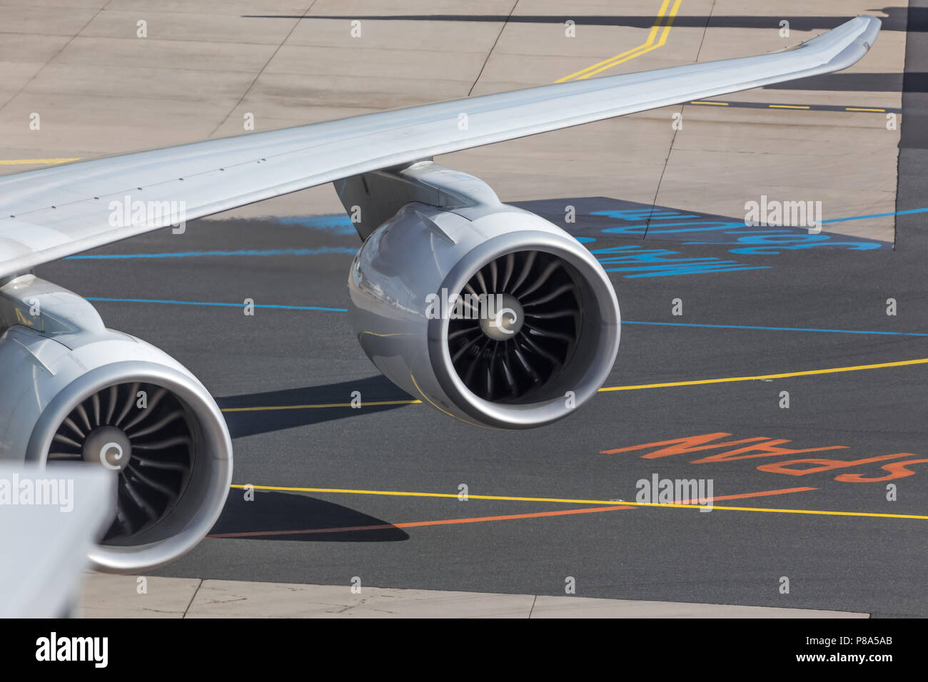 Plain Aircraft High Resolution Stock Photography and Images - Alamy