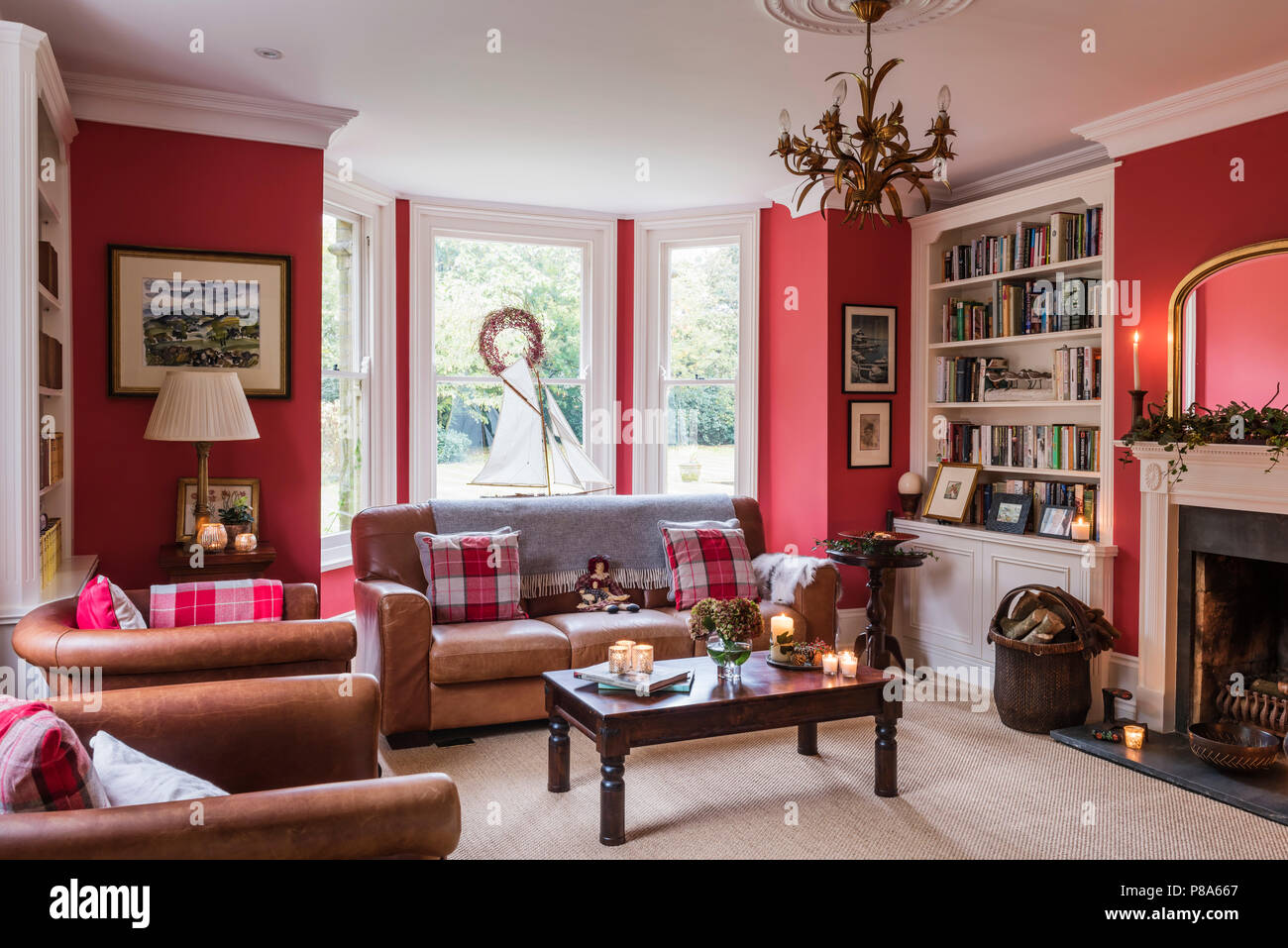 Three piece suite hi-res stock photography and images - Alamy
