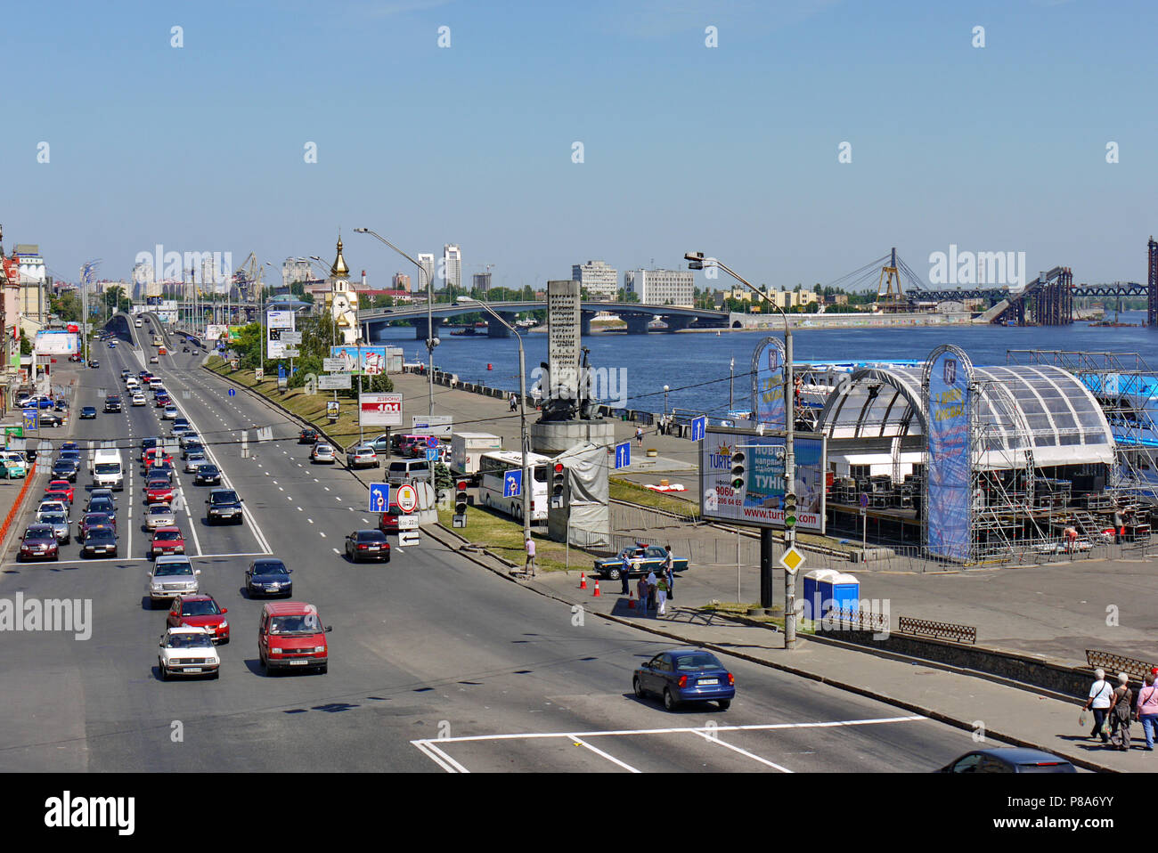 Lively city hi-res stock photography and images - Alamy