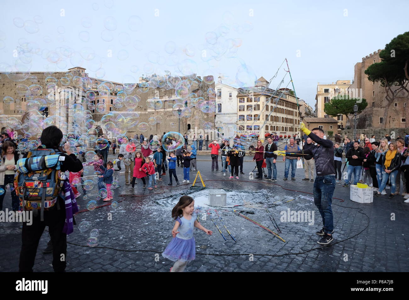 street artists in Rome Stock Photo - Alamy