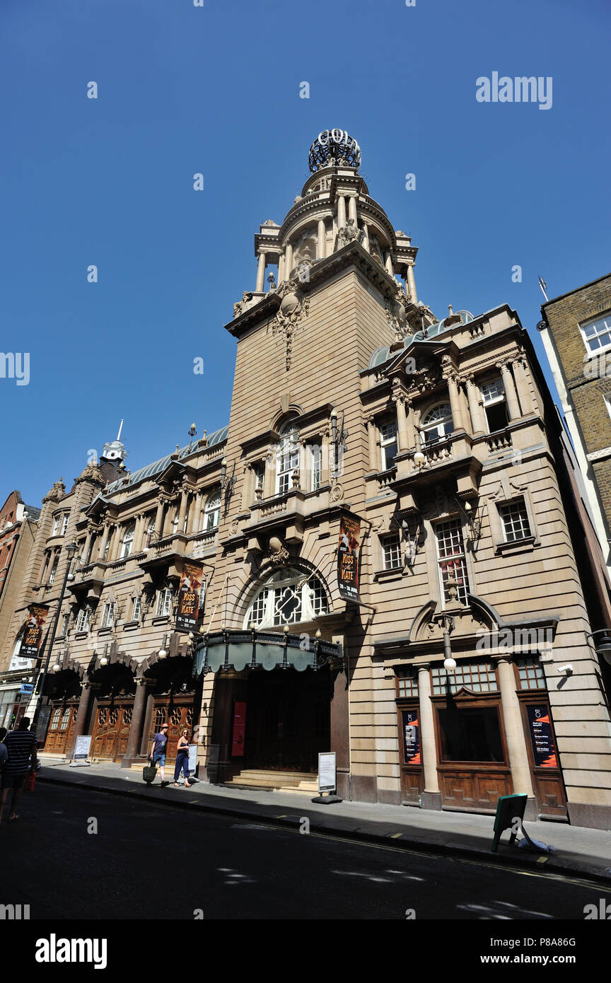 The London Coliseum Theatre, London, England, UK Stock Photo - Alamy