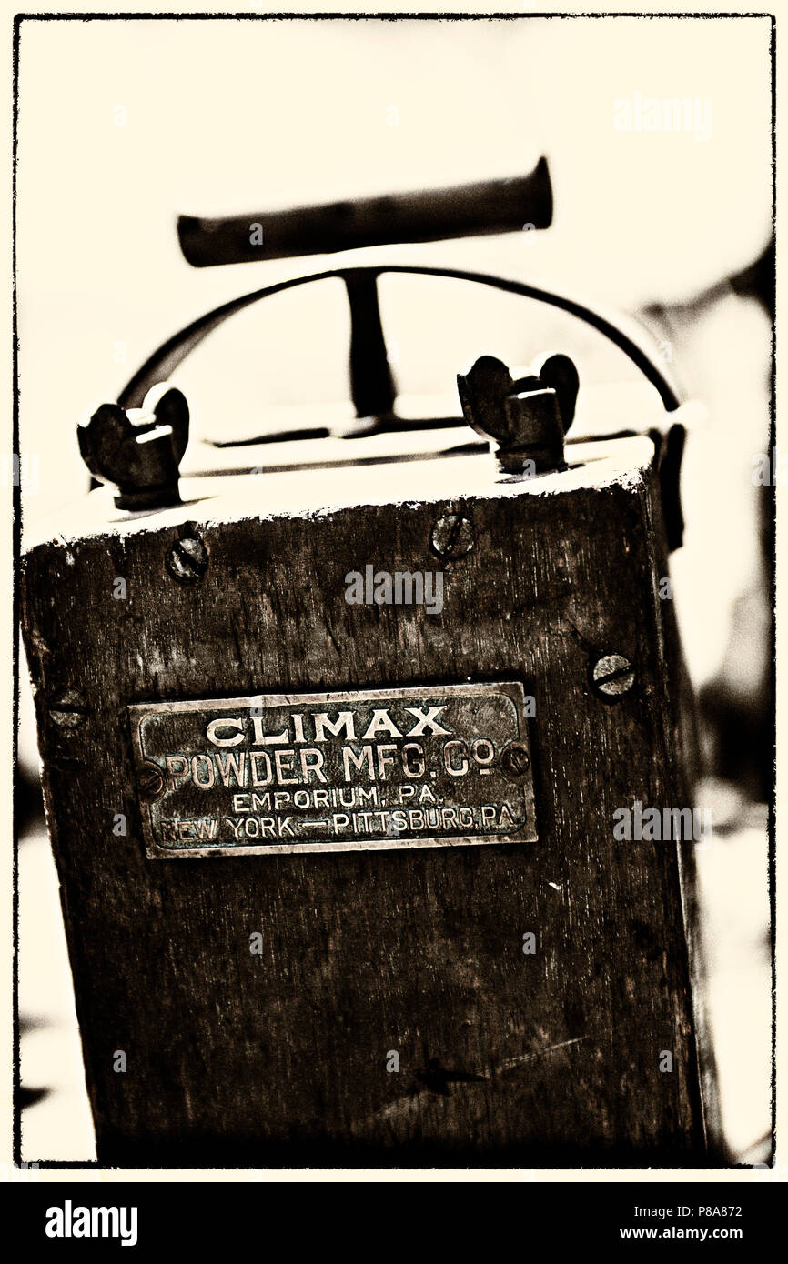 Old climax dynamite detonator hi-res stock photography and images - Alamy