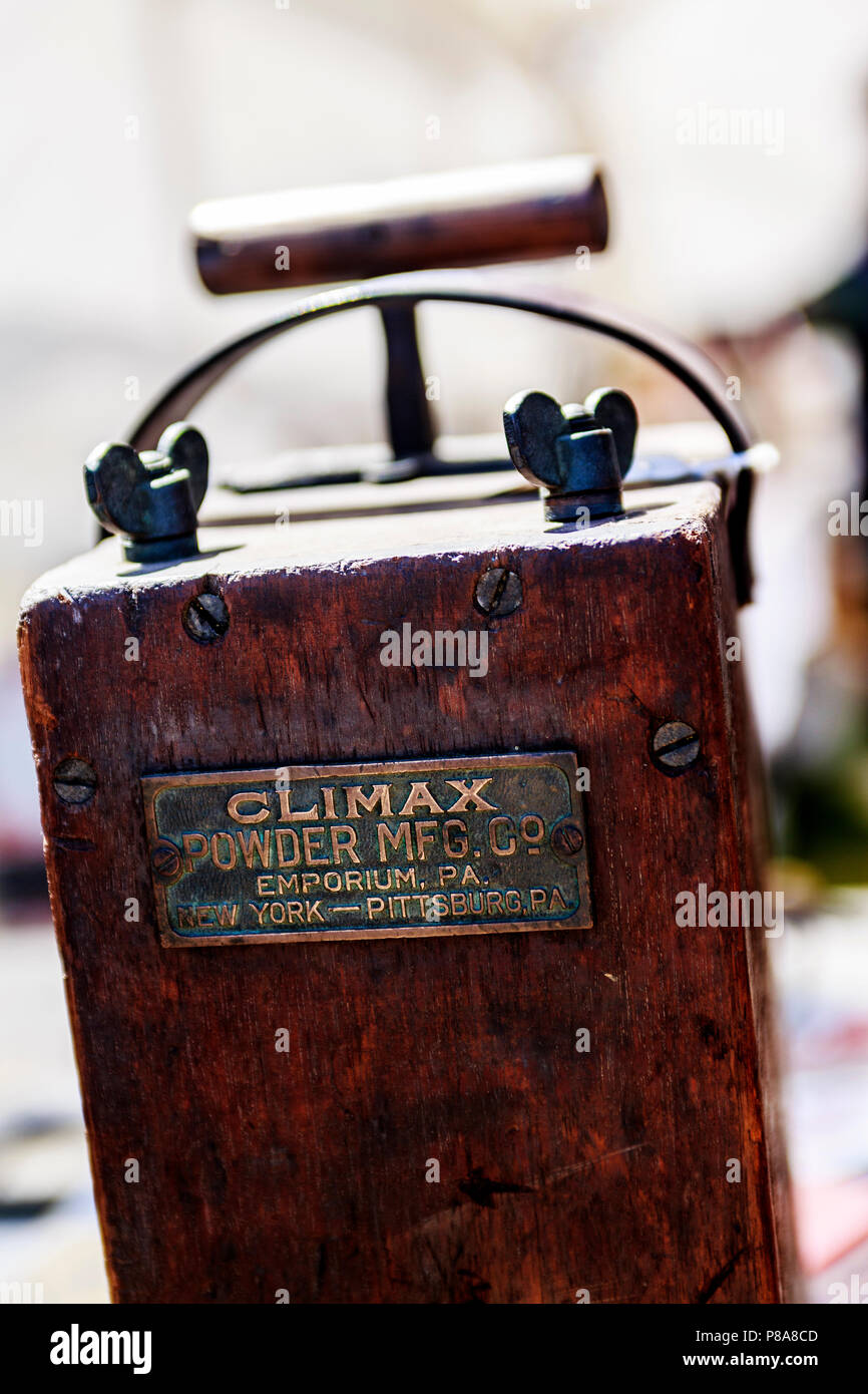 Old climax dynamite detonator hi-res stock photography and images - Alamy